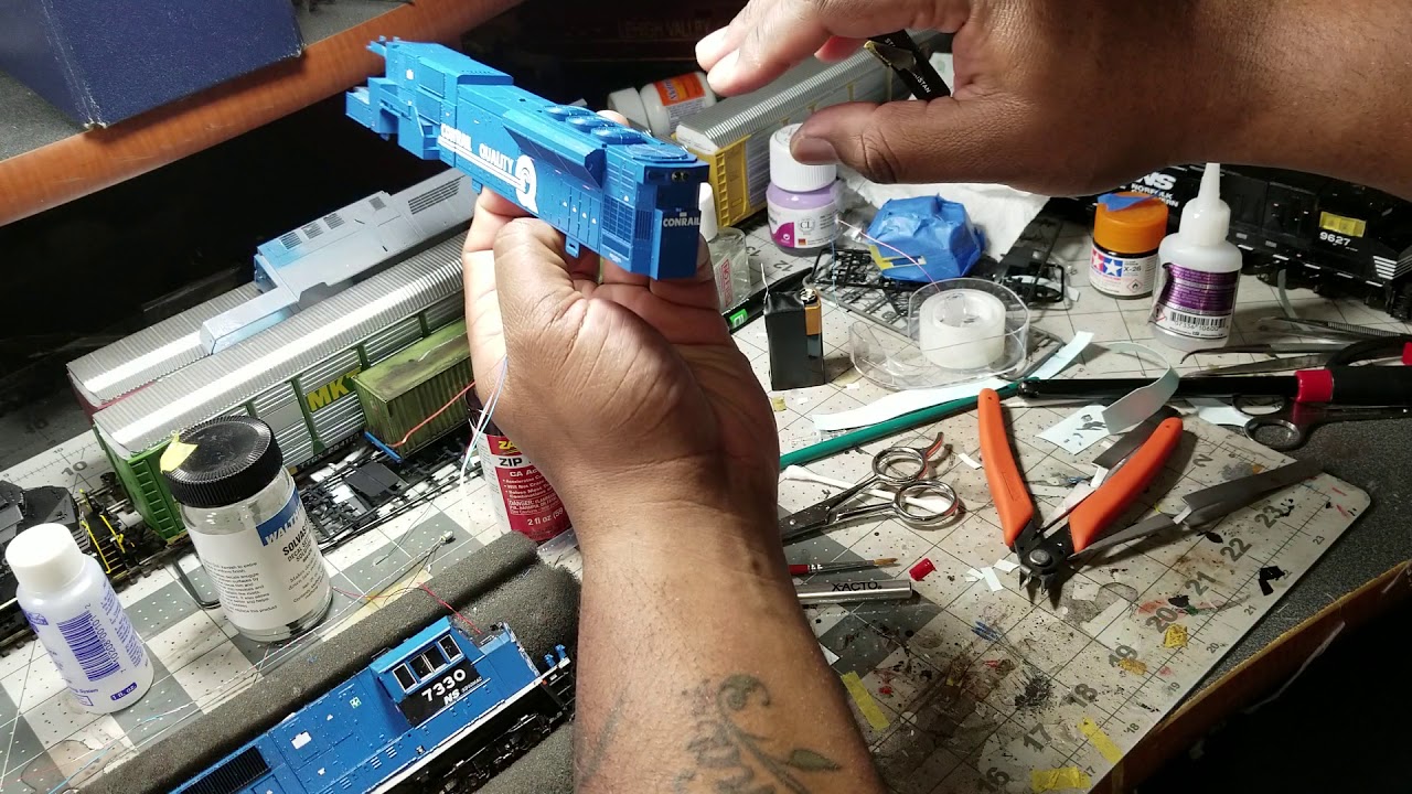 How to build custom lenses with LED for headlights for all locomotives ...