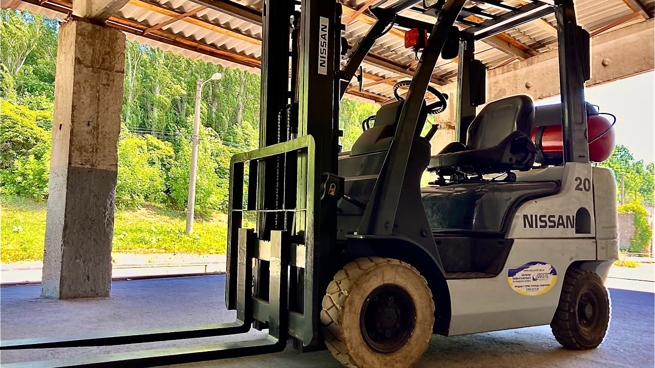 FORKLIFT Driving POV | GoPro Hero8 - YouTube