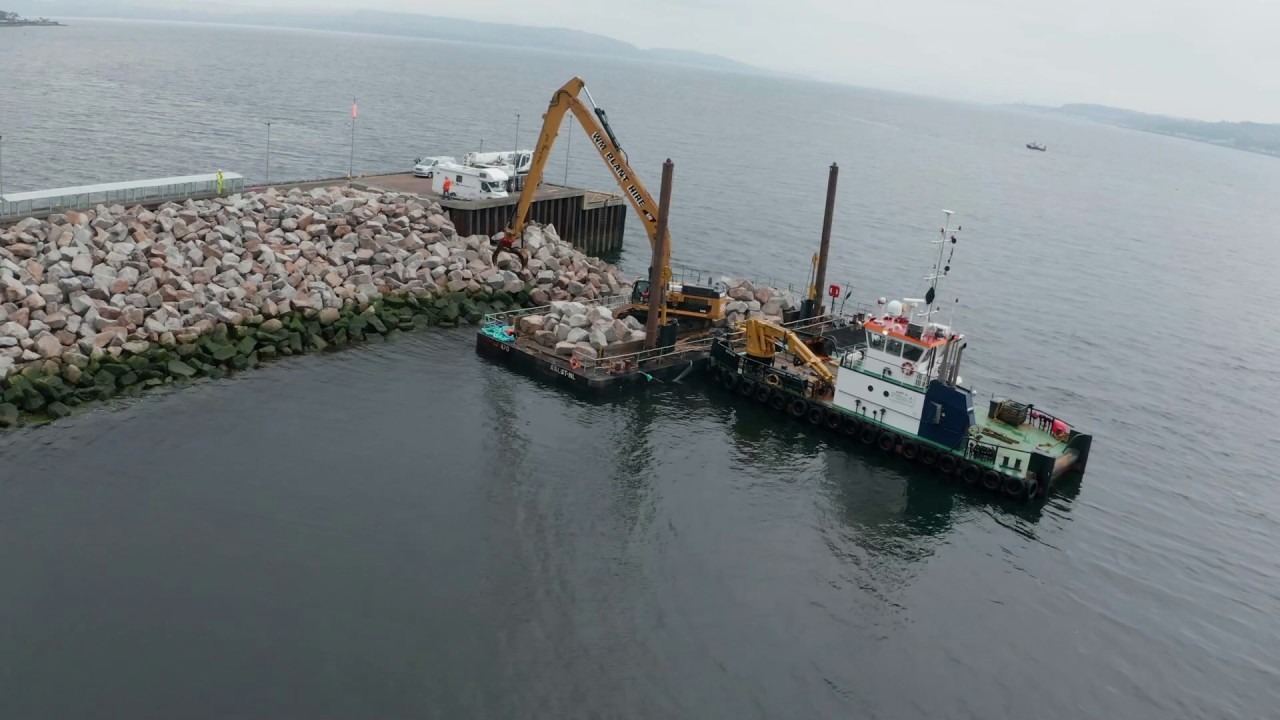 WM PLANT HIRE CAT 374 D LONG REACH TOPPING UP ROCK ARMOUR PROTECTION AT ...