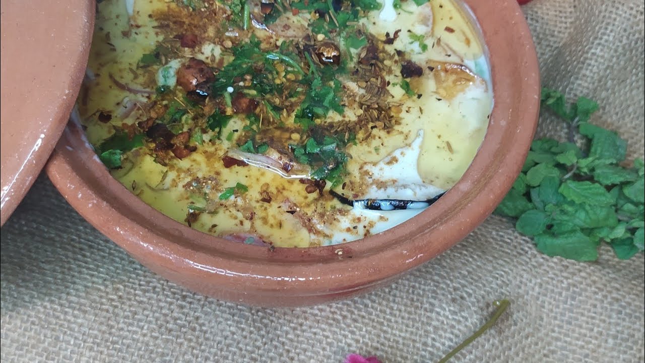 Delicious Began and Alu ka Raita @Flavors Town | New Recipe of Raita ...