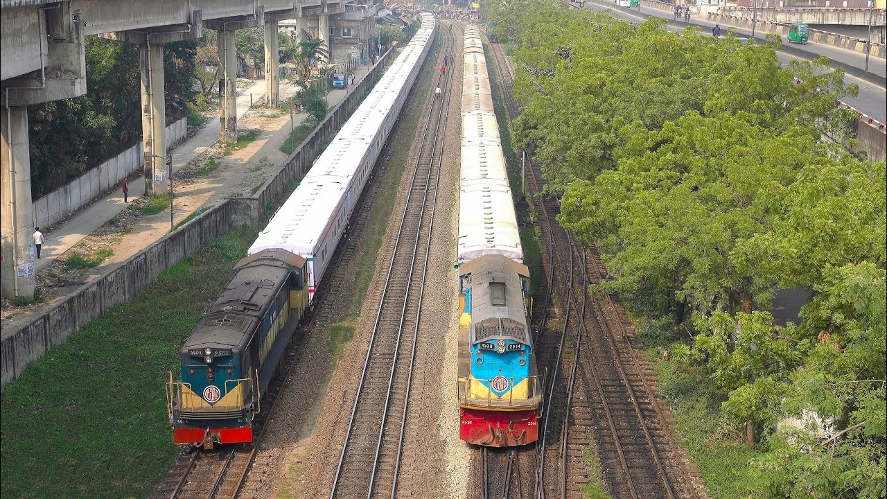 Kalni Express Train Arriving at Dhaka Railway Station || Bangladesh ...