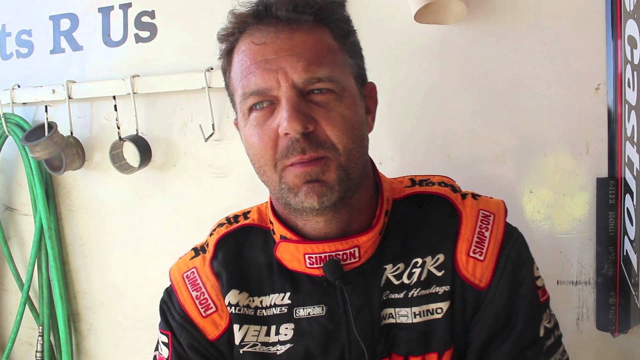 Mark Wells previews The Chase - YouTube