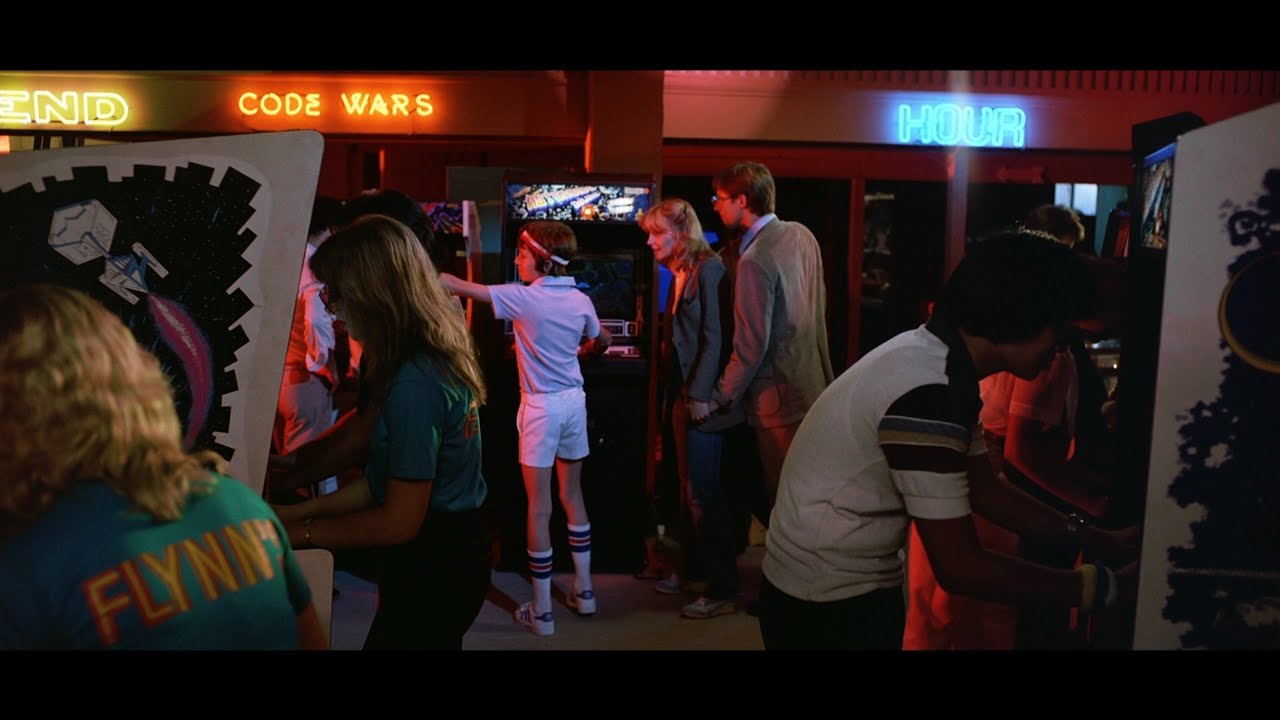 Tron - Flynn's Arcade (1982) - YouTube