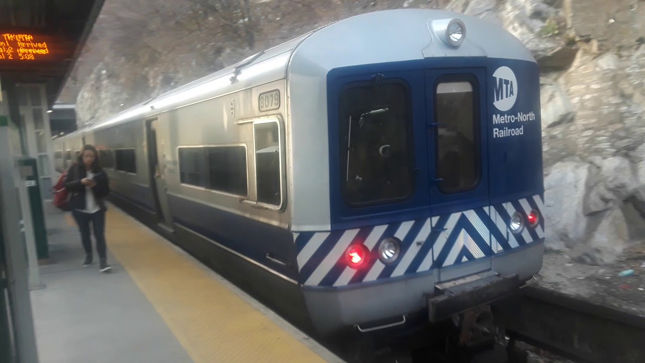 Metro north: Croton Harmon M3 train #747 leaving Marble Hill - YouTube
