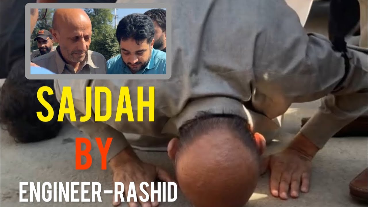 Grand entry of Engineer Rashid as he also Done Sajdah - YouTube