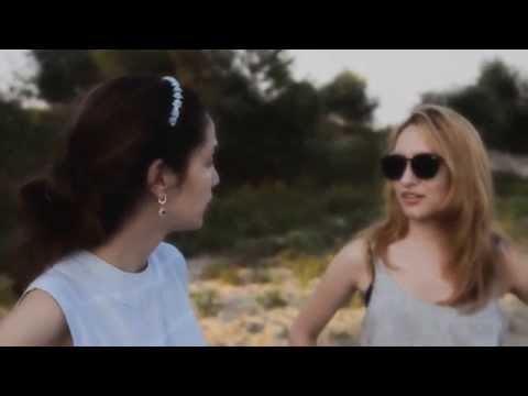 Power Praf Girls- Fata de la miezul bălţii