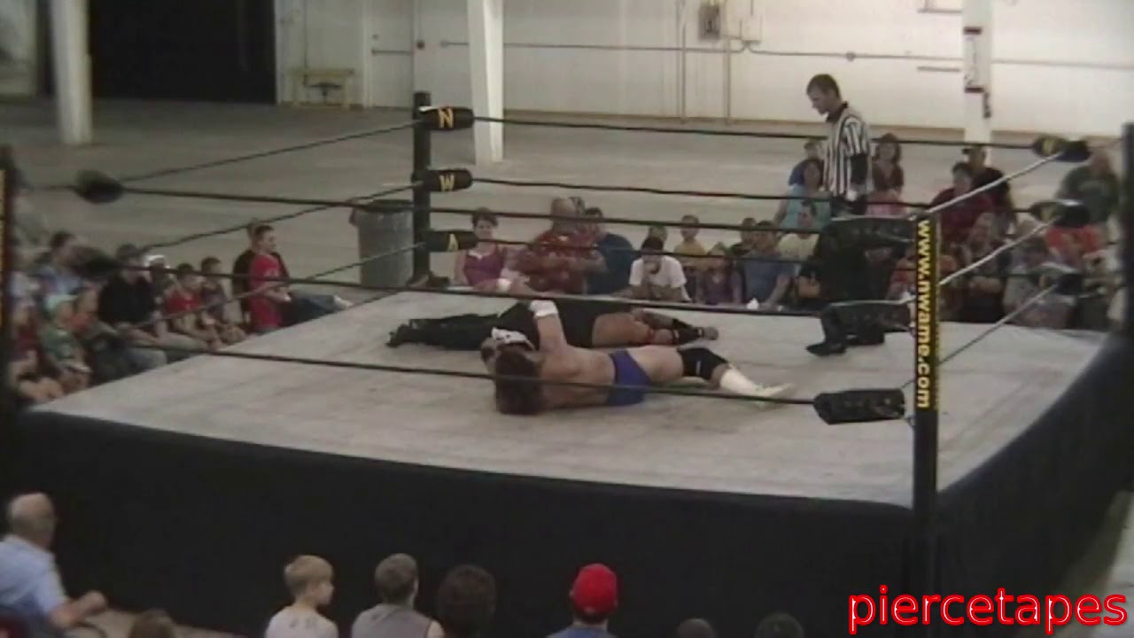 Mike Rapada vs Steve O. - YouTube