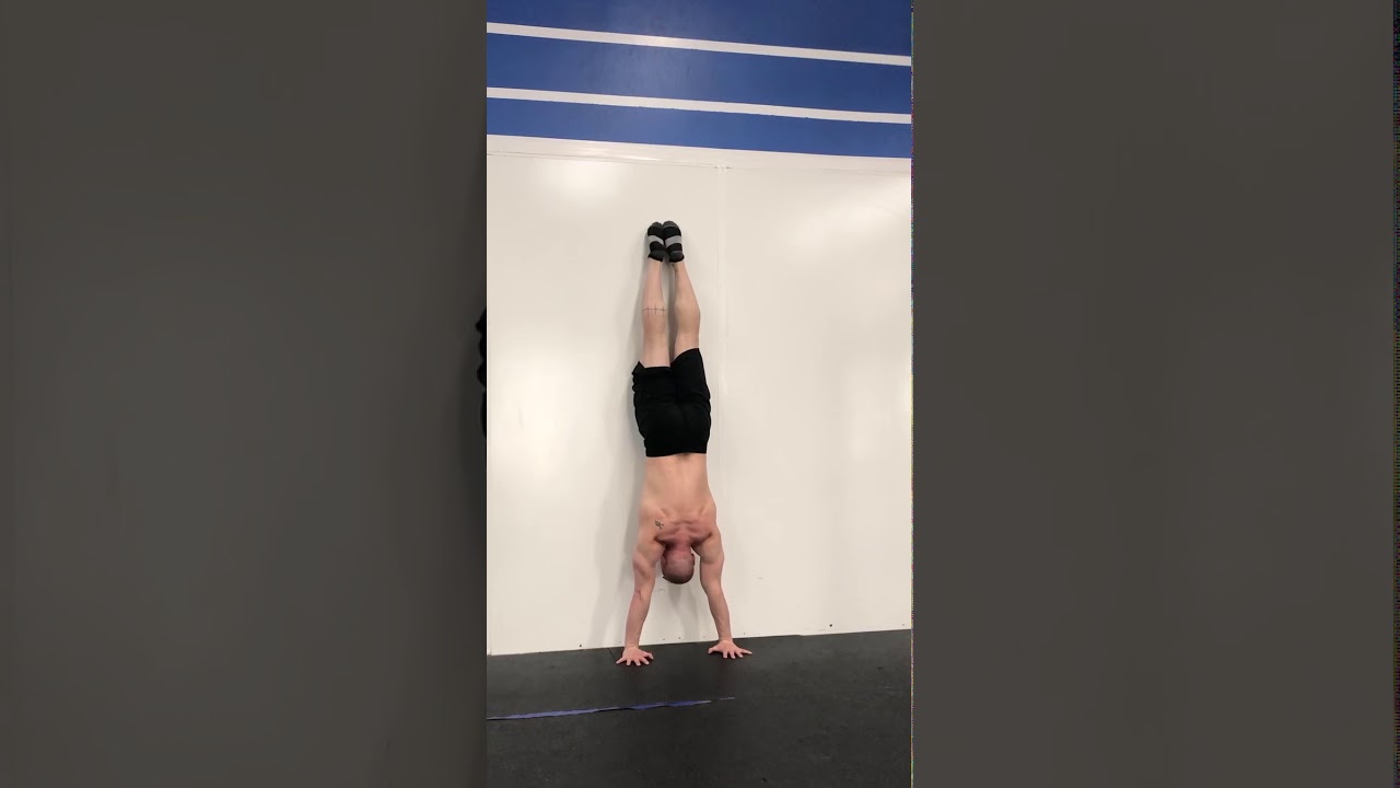 Shoulder Shrugs (in handstand) - YouTube