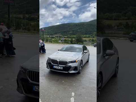 Bmw G60 520 Çok Mercedesi Üzer
