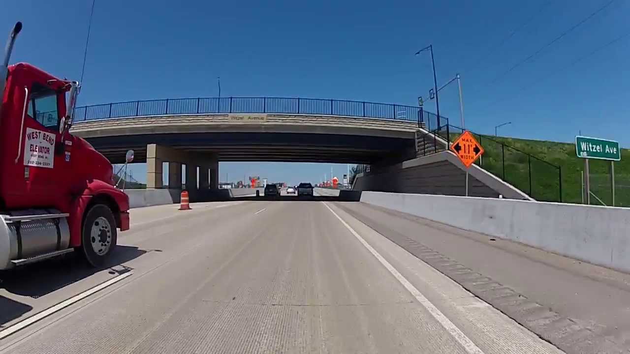 HWY 41 LAKE BUTTE DES MORTS BRIDGE CONSTRUCTION - YouTube