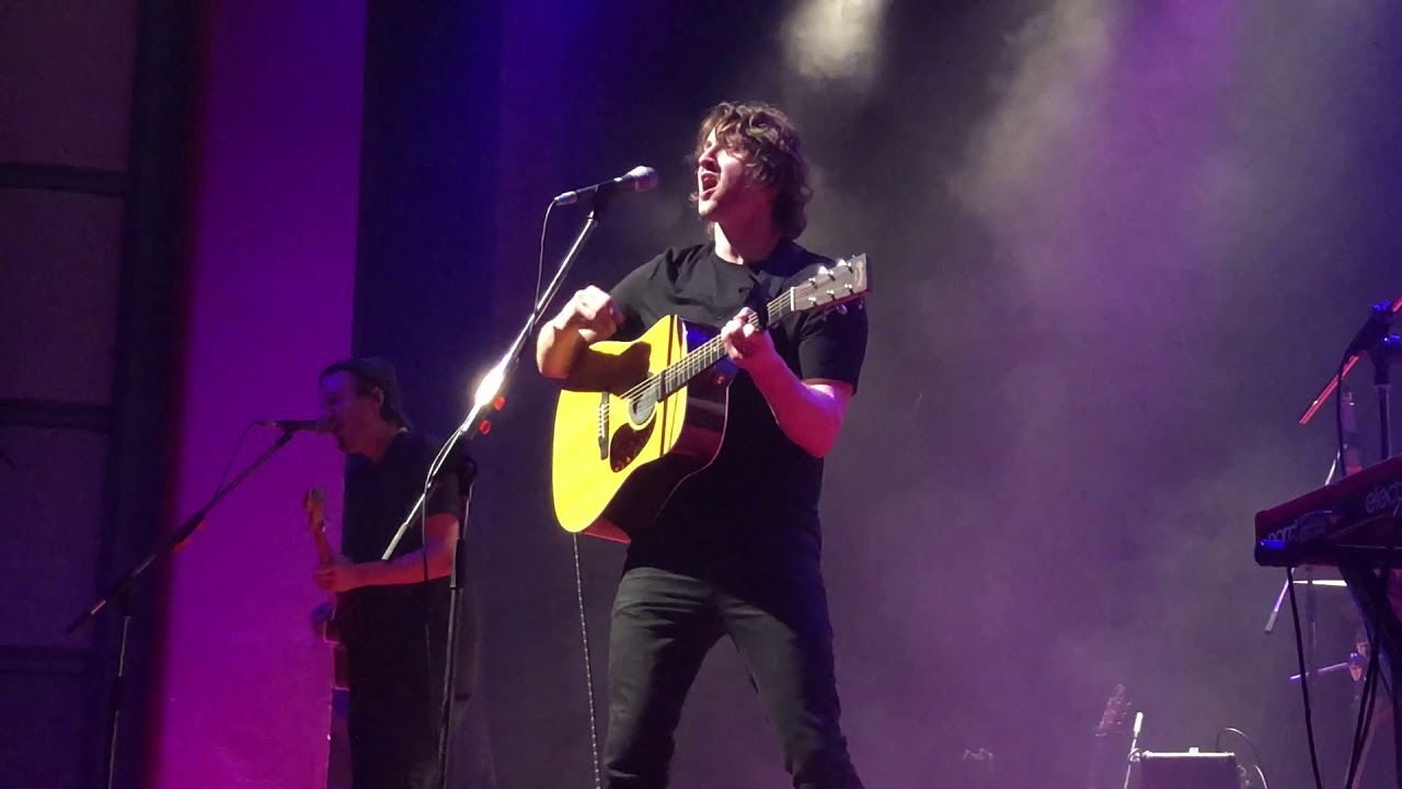 7 Minutes - Dean Lewis 6/12/18 [Live in Perth, Australia] - YouTube