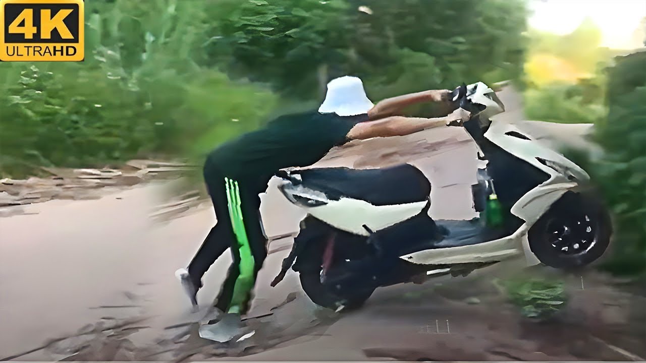 Incredible Moments | Women Embarrassing Moments Caught on CCTV - Best ...