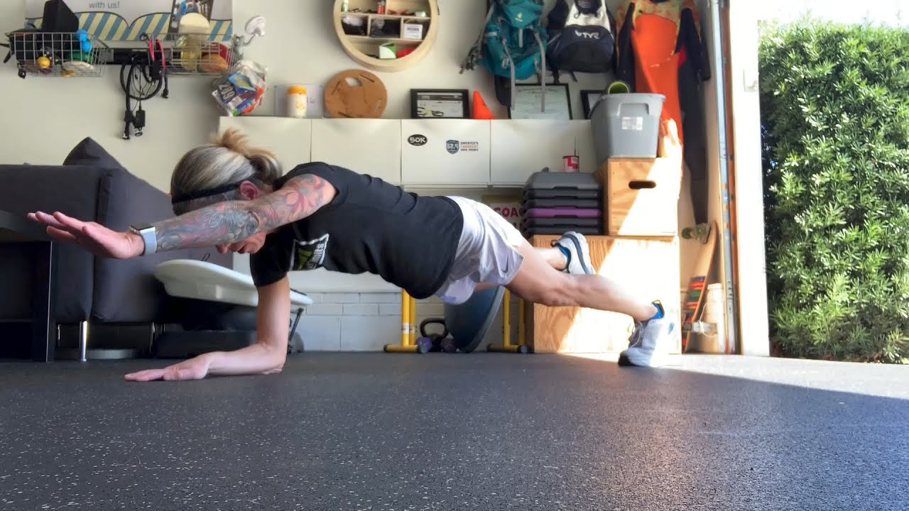 Ultra running strength 101 - YouTube