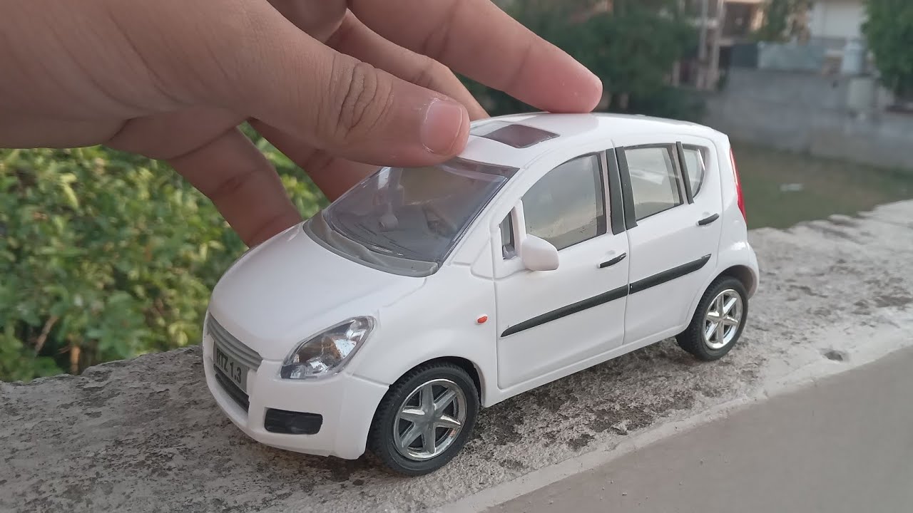Diecast Suzuki Ritz scale model / 1/32 scale - YouTube