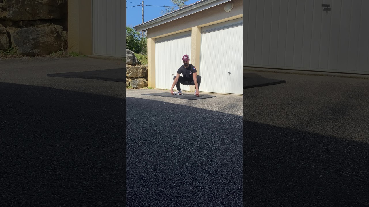 Bottom squat position - YouTube