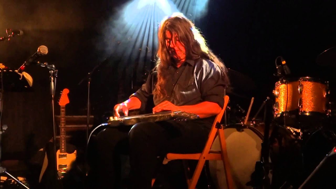 Marisa Anderson - Sinks and Rises (HD) Live In Paris 2014 - YouTube
