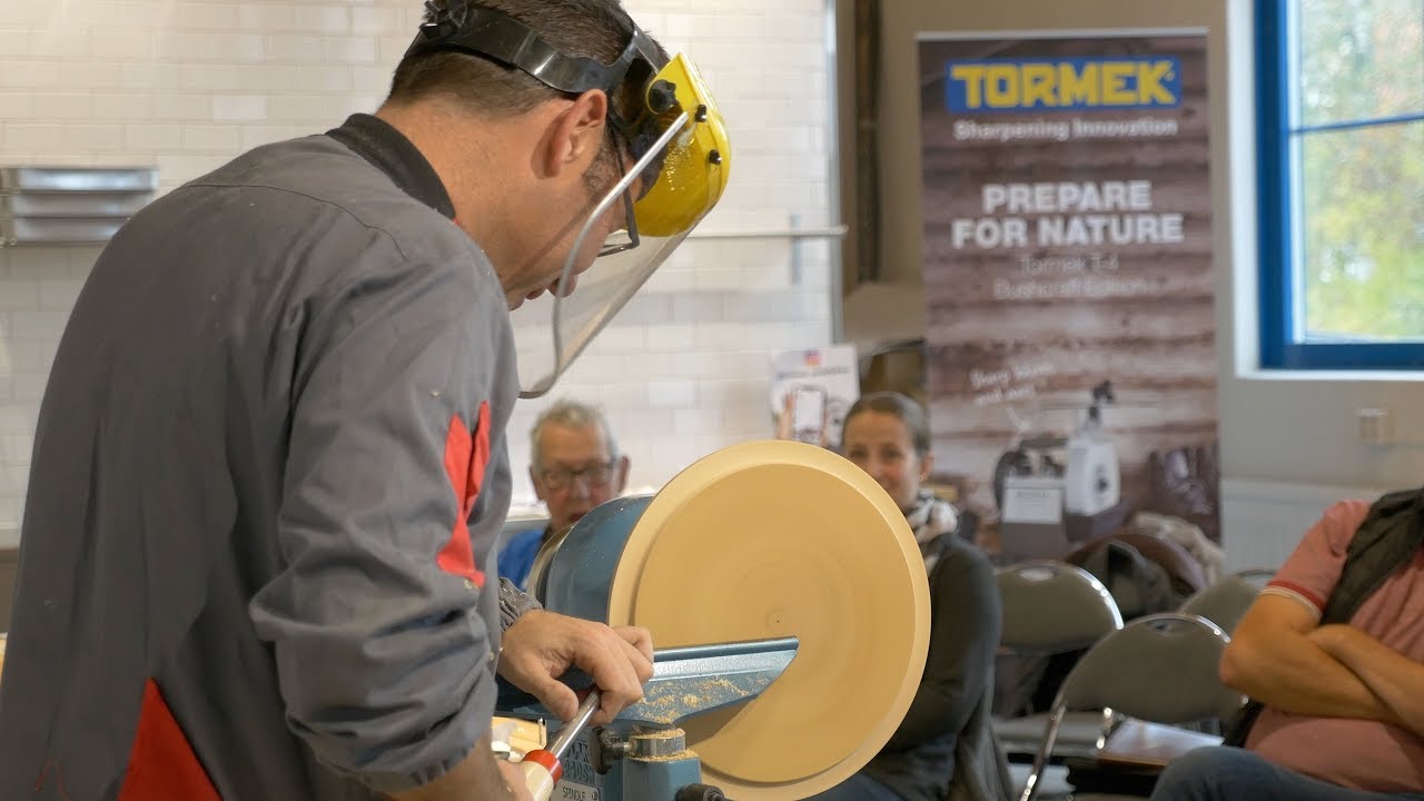 A Day With World Class Woodturner Glenn Lucas @tormeksharpening - YouTube