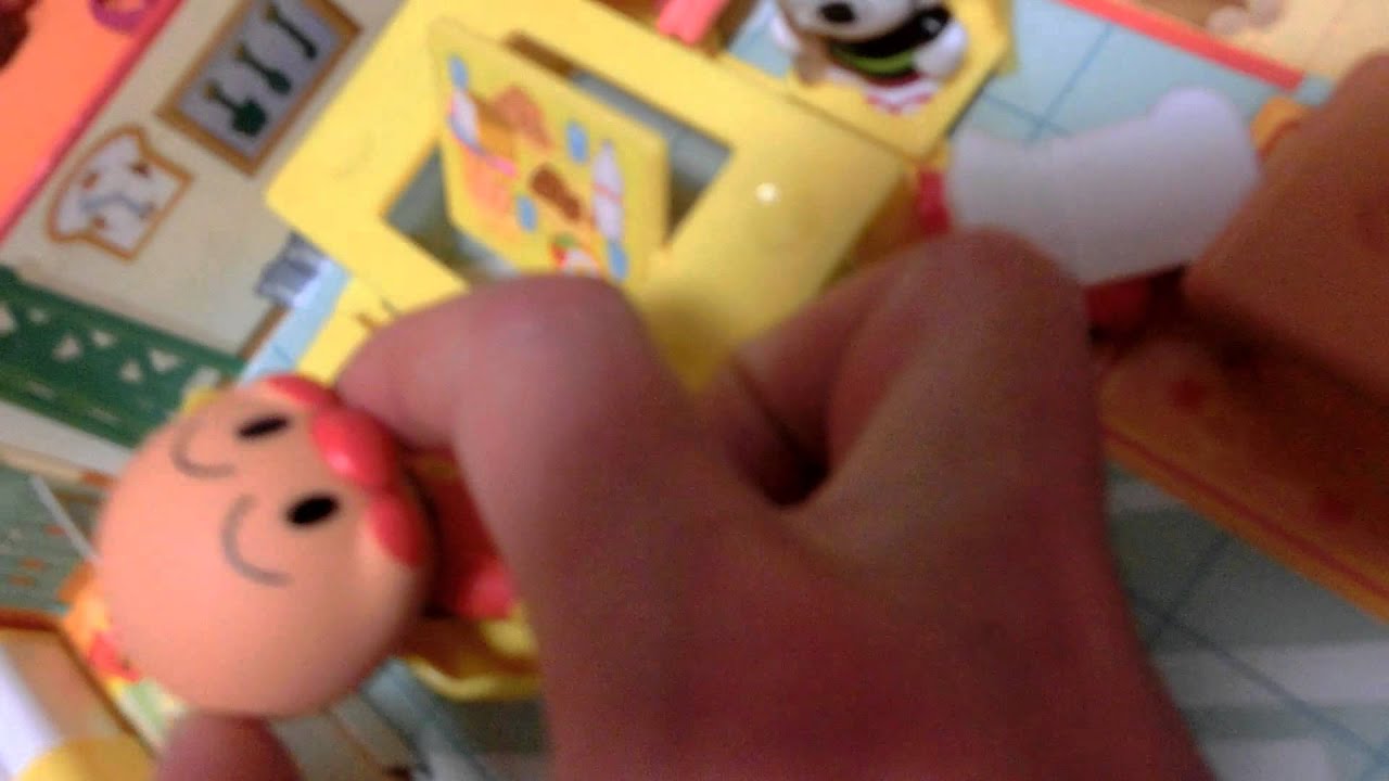 【Toy】アンパンマン パン焼きクルクルで遊ぶ・Anpanman Pan baking Kulu Kulu - YouTube