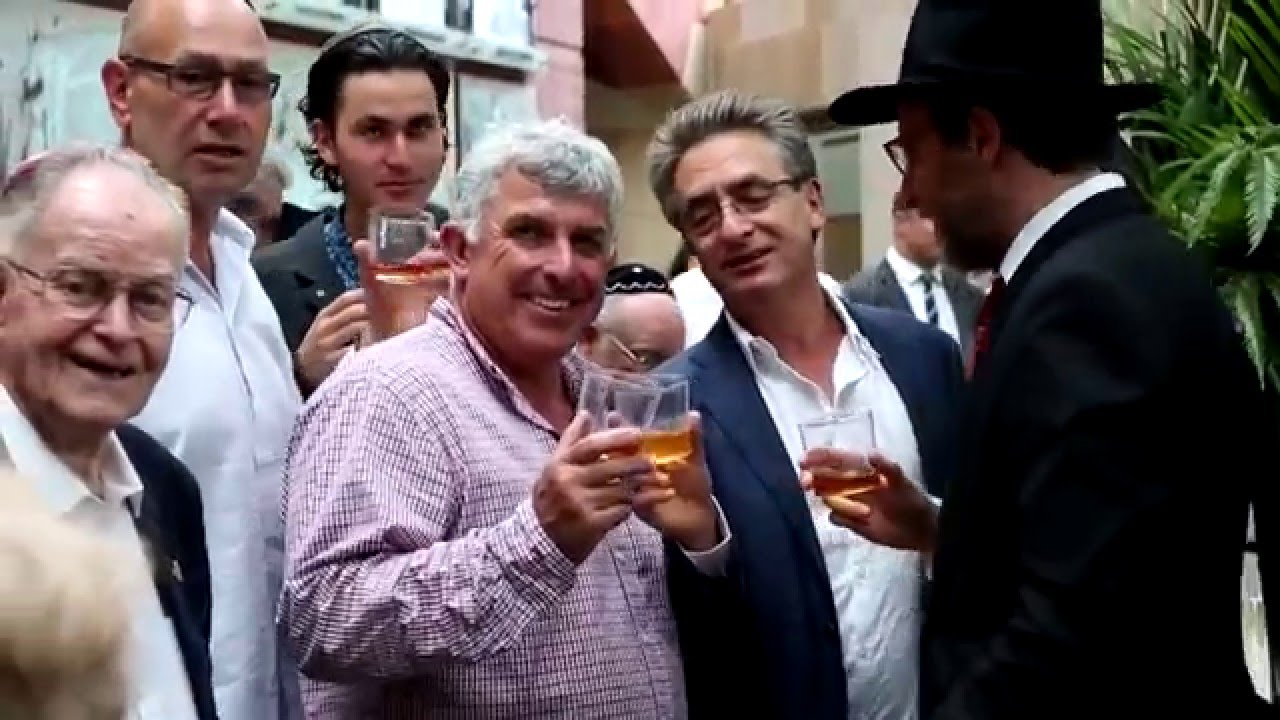 Shabbat Service at The Central Synagogue - YouTube