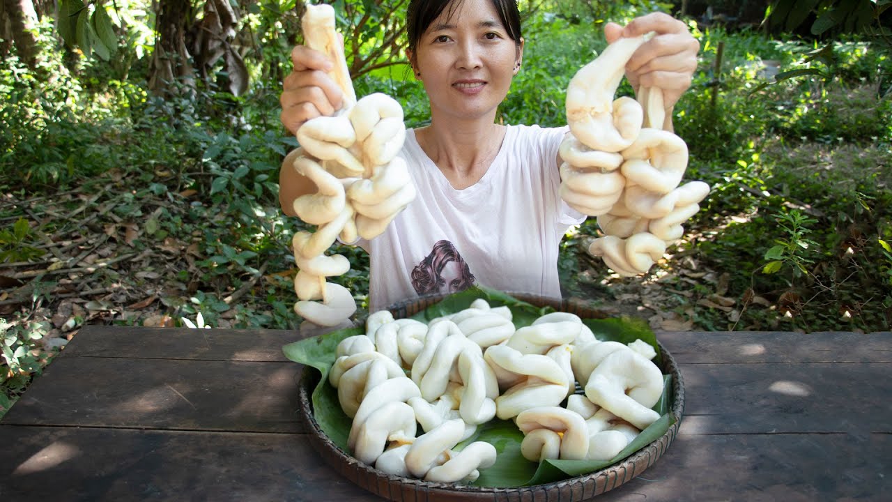 Crispy Pig intestine Salad #cooking - YouTube