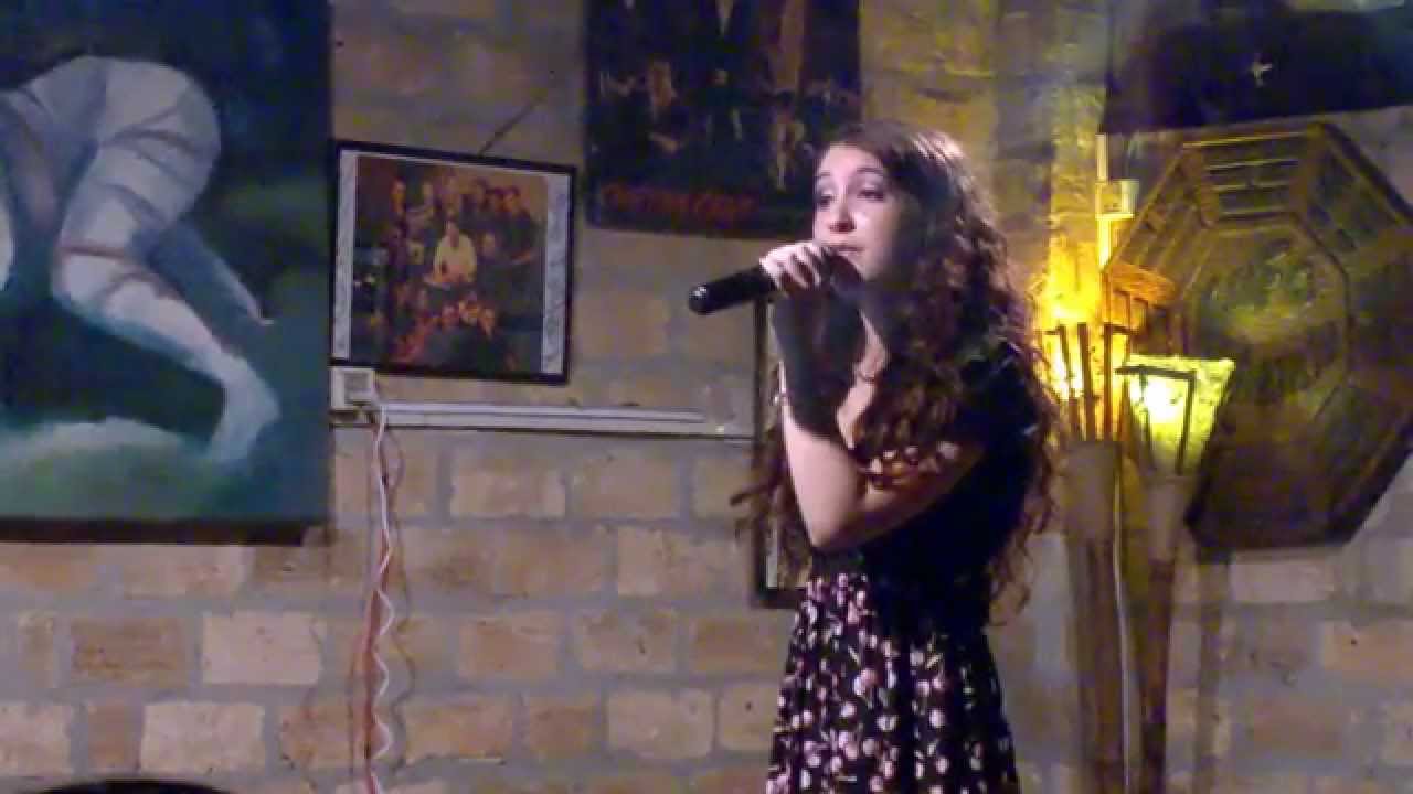 Micaela Moreno - Bohemia Bar - YouTube