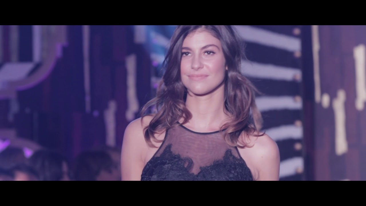 CASA FASHION SHOW FALL WINTER 2017-2018 OFFICIAL VIDEO - YouTube