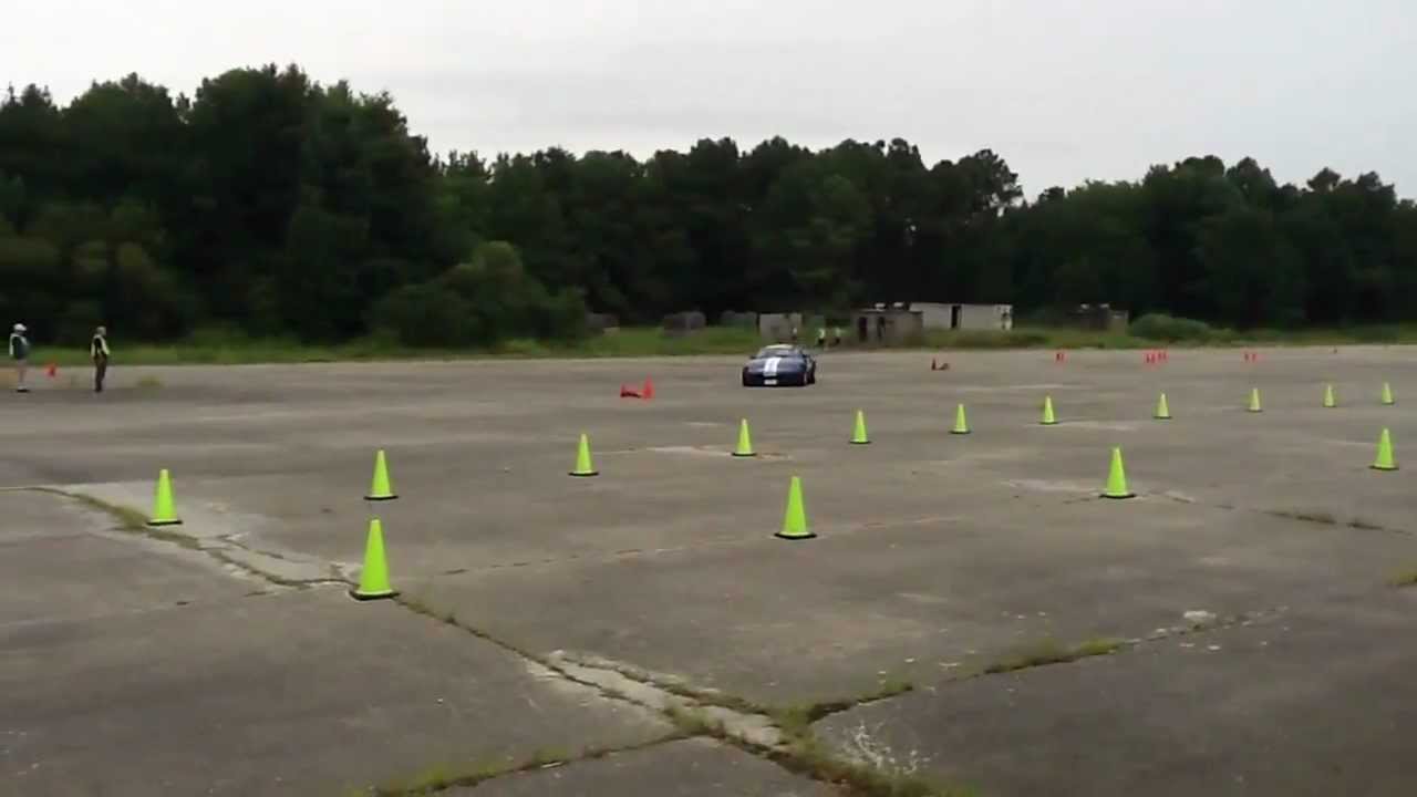 Jeffrey Schmidt racing at TSCC Autocross 3 - YouTube