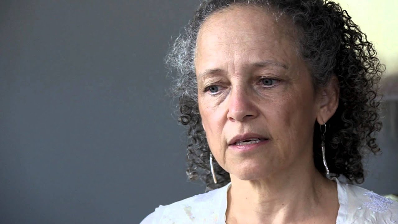 Psychotherapist Marcela Ot'alora G on treating PTSD with MDMA - YouTube