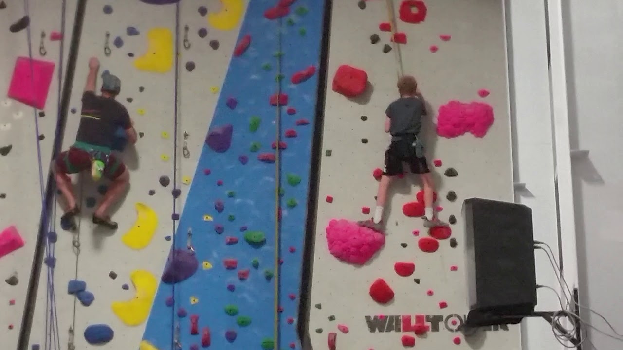 Me rock climbing a 40 foot wall at Inner Peaks Charlotte NC - YouTube
