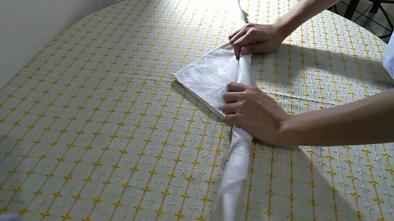 Double Candle-Table Napkin Fold - YouTube