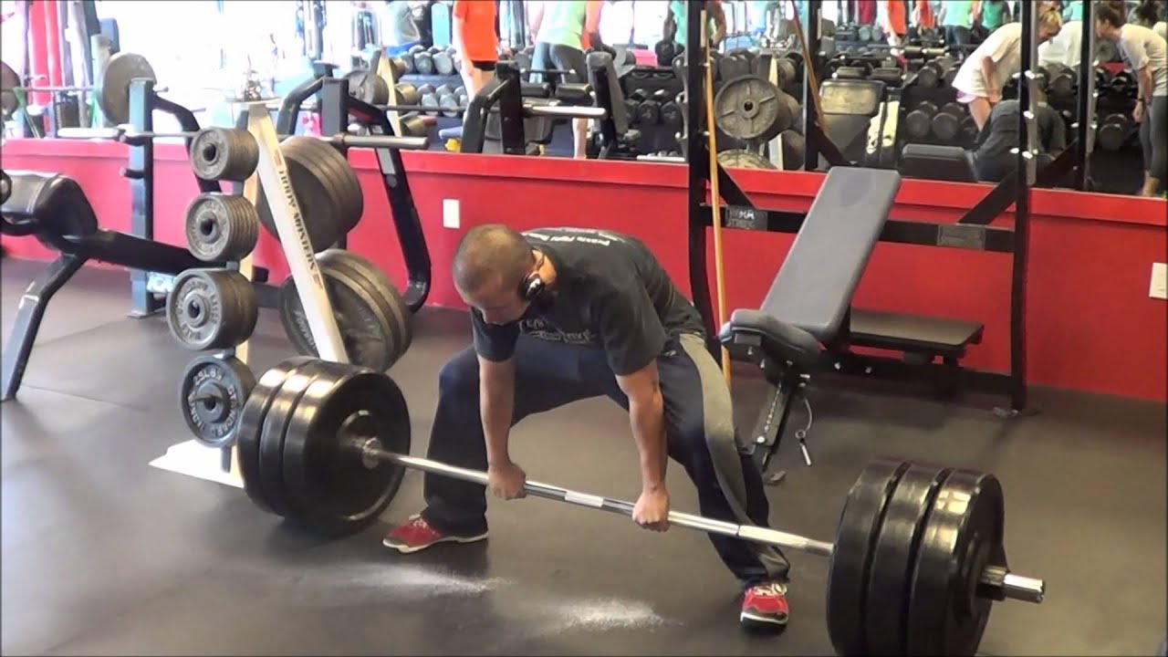 Bodybuilding.com Deadlift Competition - YouTube