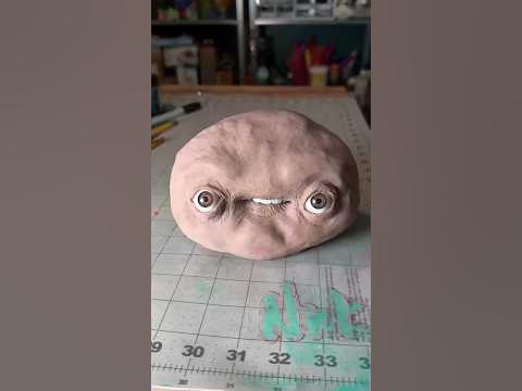 Sculpting a clay blob - YouTube