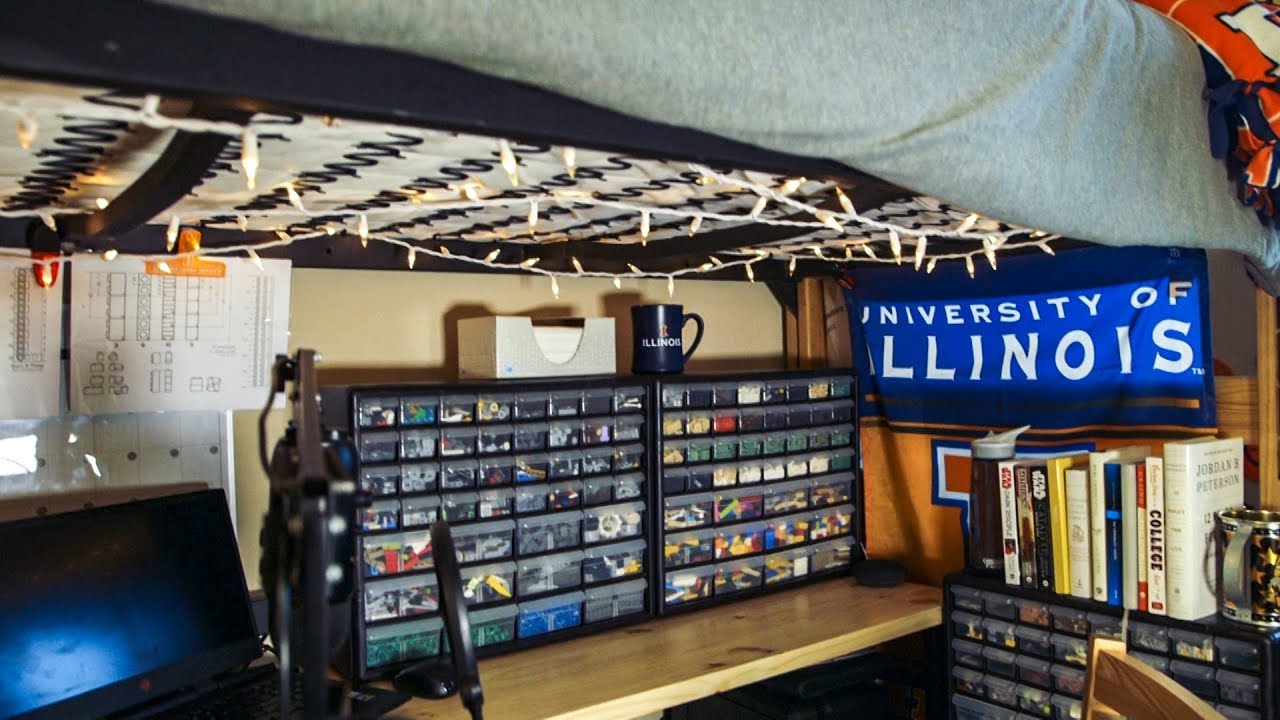 LEGO at College - YouTube