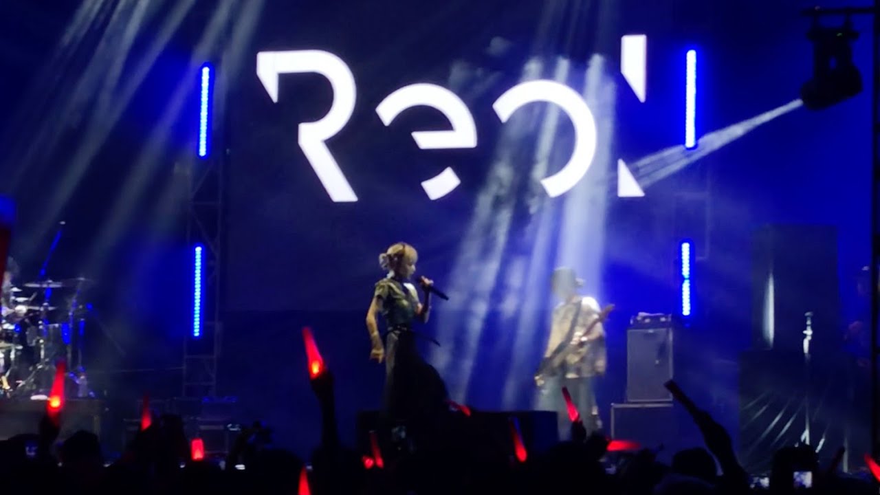 Reol - The Sixth Sense live at Istora Senayan Jakarta - YouTube