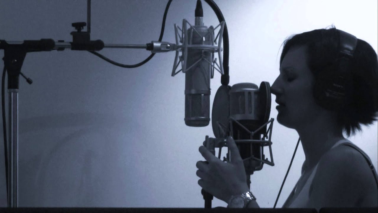 Natalie Janz - The DJ´s Burning - Teaser - YouTube