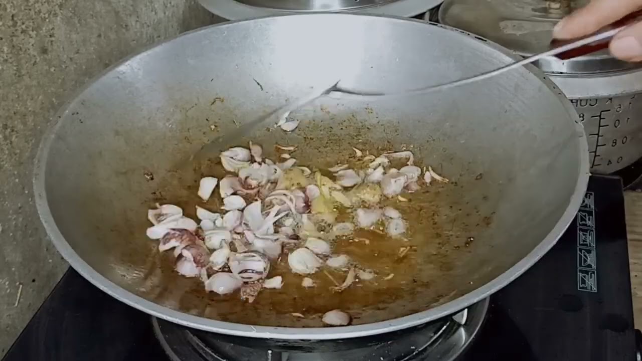 Adobong Kamaru (Ar-arawan) - YouTube