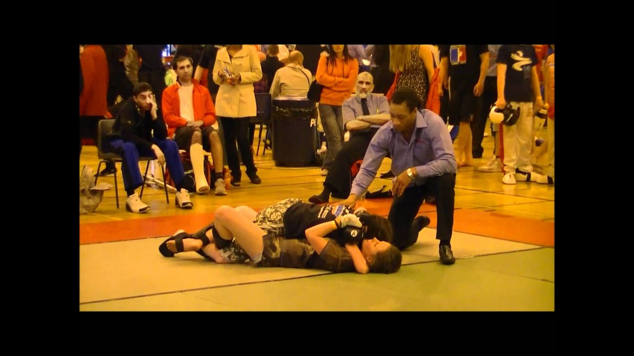 Becky Jones Vs Lianne Jones MMA @ ISKA English National Championships ...