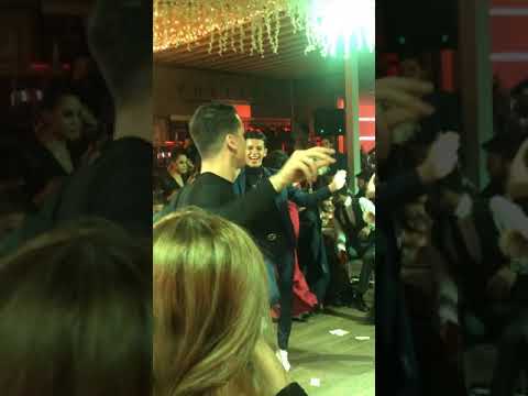 Kerimcan Durmaz Roman Dügününde Bakın Ne Yaptı