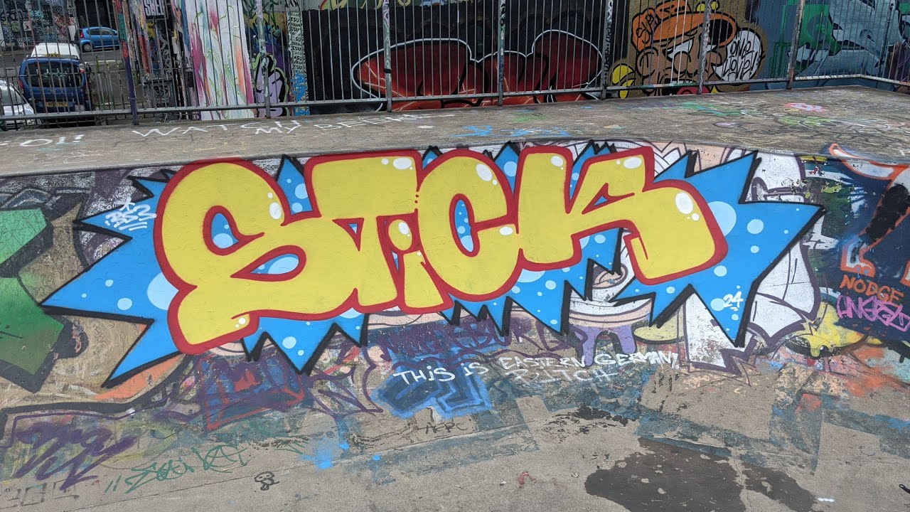SERIAL FILLER #14 Graffiti Dean Lane Skatepark - YouTube