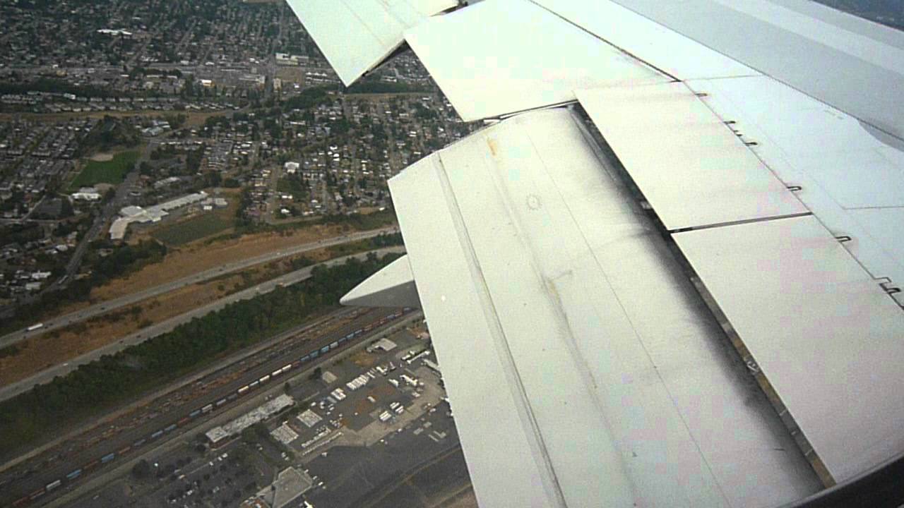 Landing at Seattle SeaTac Airport Delta Boeing 767-300ER flight from ...