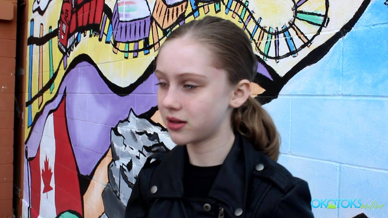 12-year-old Anna Quick talks curfew and graffiti solution - YouTube