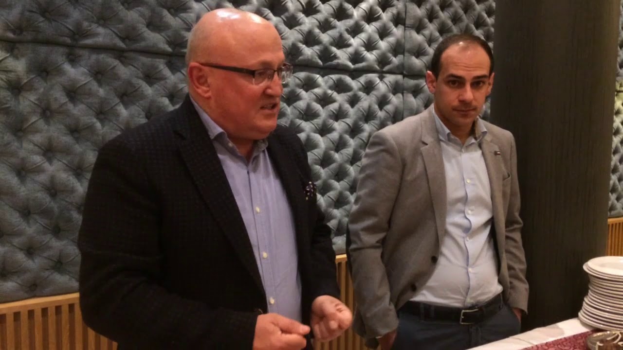 ΒΑΣΙΛΟΠΙΤΑ ΓΙΑ ΤΗ ΝΕΑ ΧΡΟΝΙΑ ΕΚΟΨΕ Ο ΟΜΙΛΟΣ ΞΕΝΟΔΟΧΕΙΑΚΩΝ ΕΠΙΧΕΙΡΗΣΕΩΝ ...