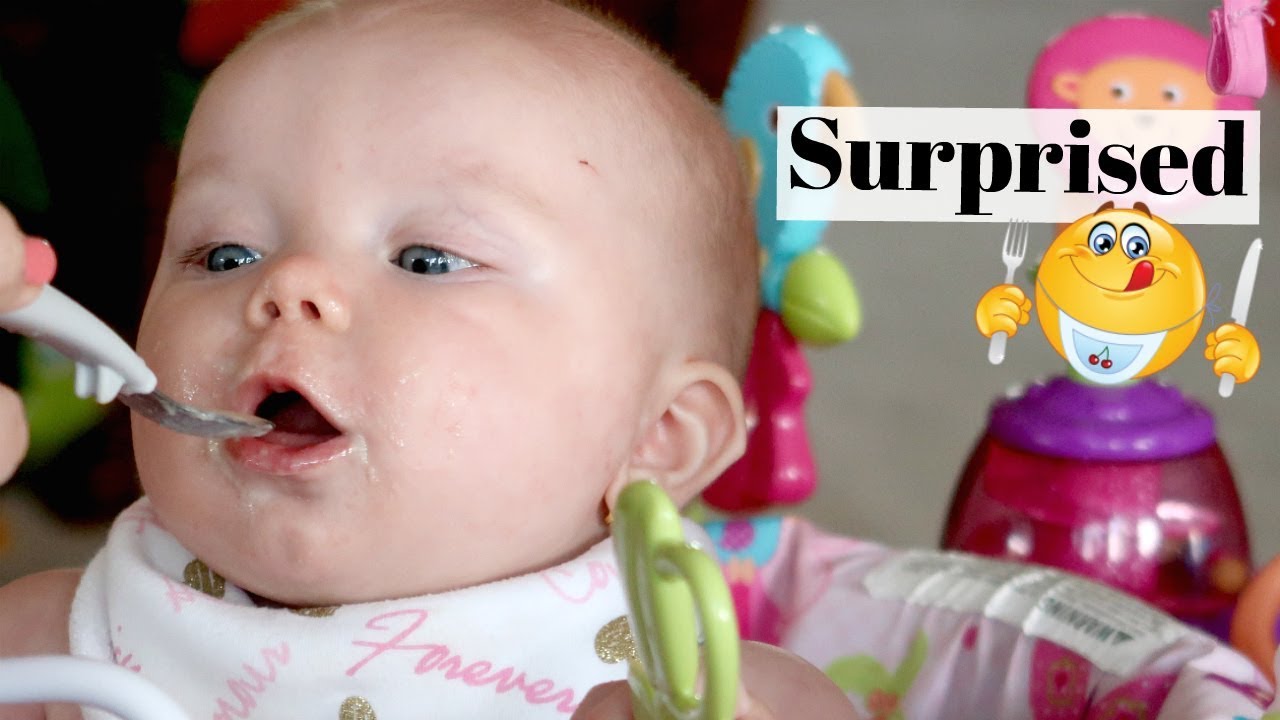 4 month first time eating food | Day in the life - YouTube