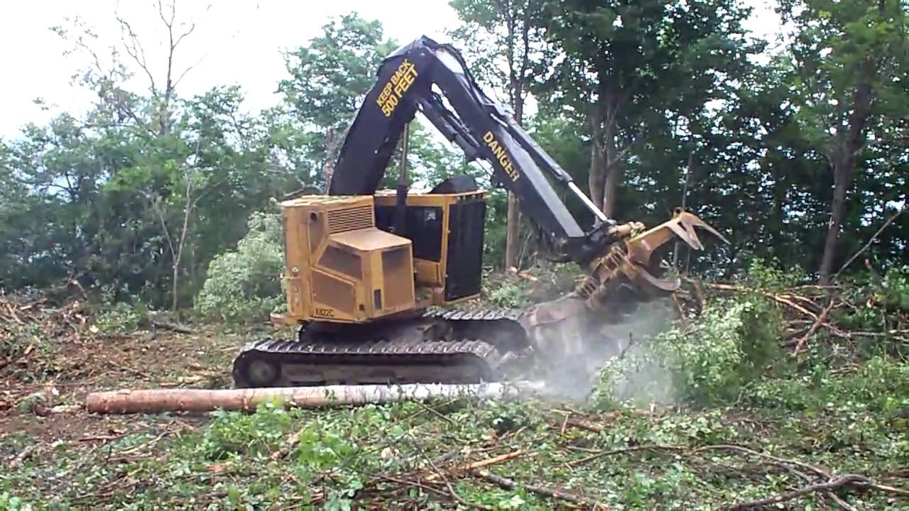 Tigercat X822C Harvester - YouTube