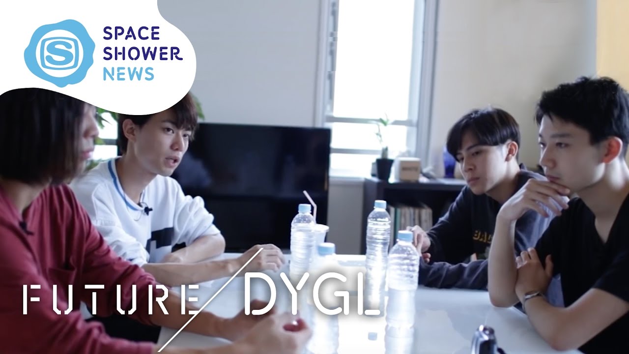 DYGL インタビュー 〜 アメリカと日本で活動を続ける理由とは【SPACE SHOWER NEWS】 - YouTube