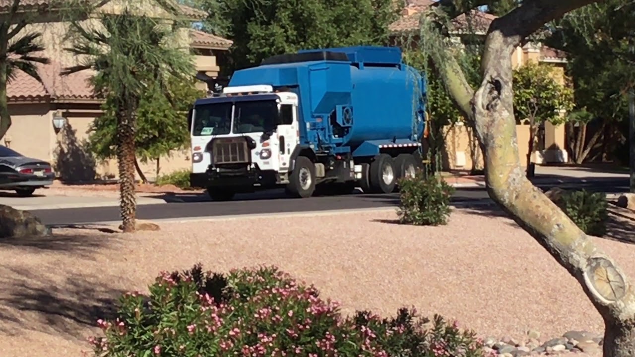 Another Town of Gilbert Amrep Picking Up Trash (12-16-2020) - YouTube