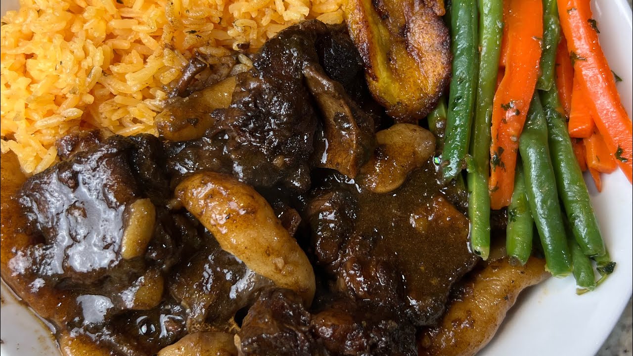 How to make juicy and tender fall off the bone oxtail - YouTube