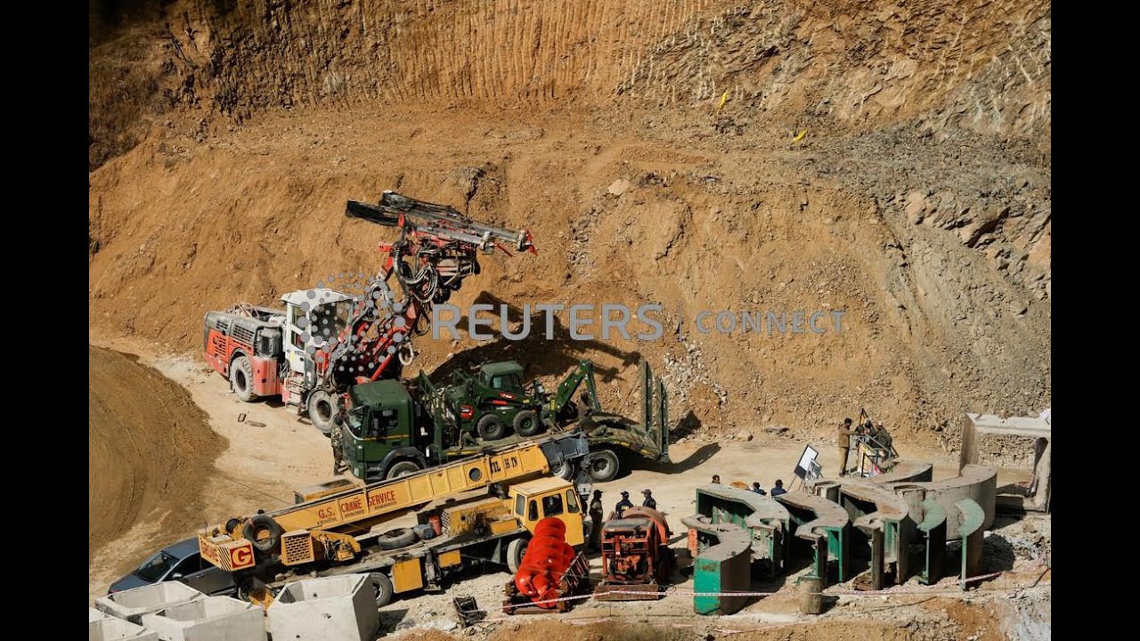 "Race Against Time:'Rat Miners' Called In to Rescue 41 Trapped in ...