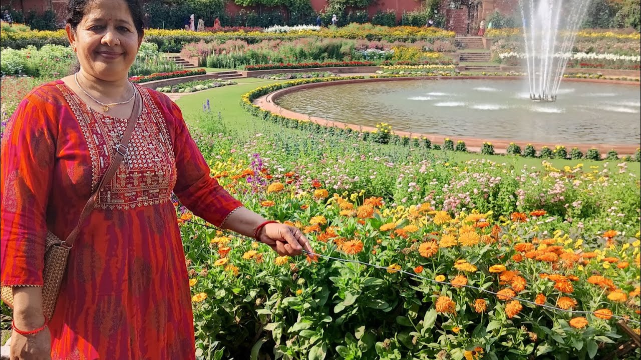 अमृत उधान मुगल गार्डन की सैर - YouTube