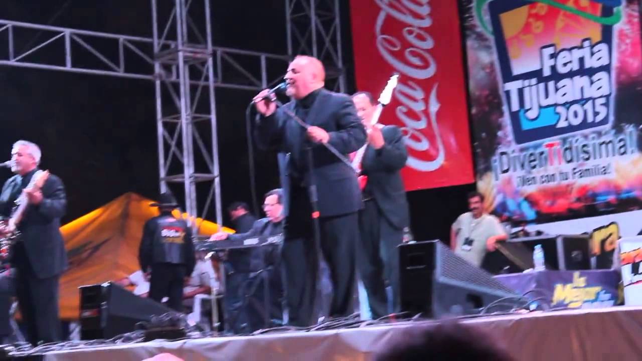 LOS MOONLIGHTS EN TIJUANA 2015 - ROSA MARIA - YouTube